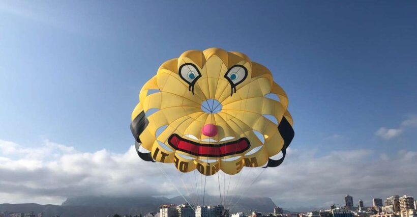 Benidorm: Parasailing Boat Trip with Costa Blanca Views - An Overview of the Parasailing Experience
