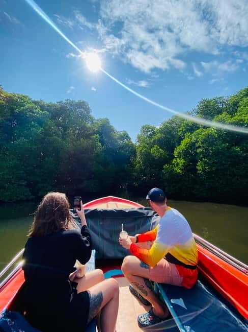 Bentota River Safari: Discover Wildlife & Mangroves by Boat - An In-Depth Look at the Bentota River Safari