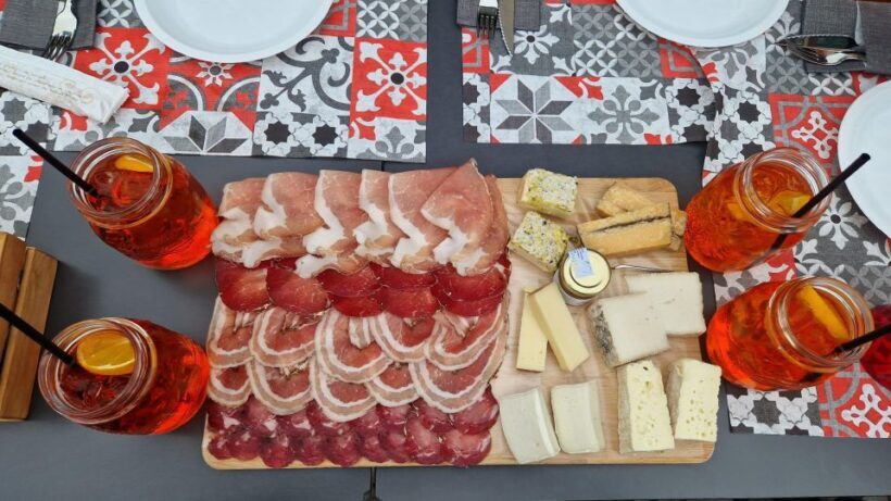 Bergamo: Digital Guide made by a Local for your walking tour - Key Points