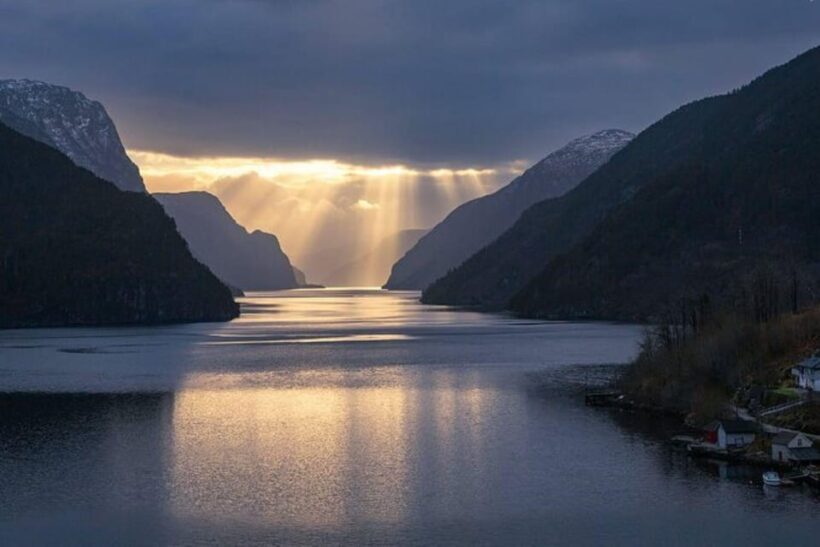 Bergen: Bergen Fjord by Zodiac or Pontoon Boat - Exploring Norway’s Fjords: A Closer Look at the Bergen Fjord by Zodiac or Pontoon Boat
