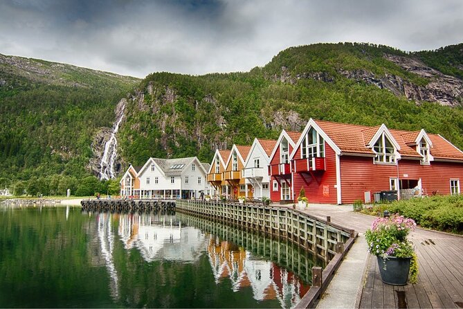 Bergen Golden Circle Fjortour by Minibus - Meeting Point and Logistics