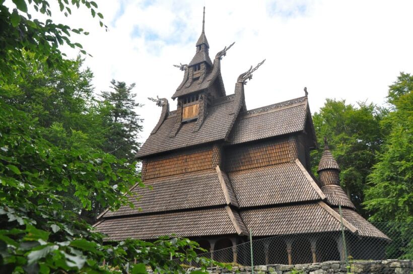 Bergen: Guided Car Tour with Old Bergen Museum & Fantoft - Who Should Consider This Tour?