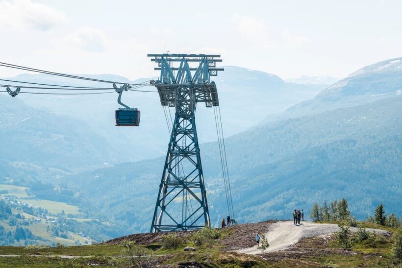 Bergen: Hardangerfjord, Voss Gondola & 3 Great Waterfalls - Who Should Consider This Tour?