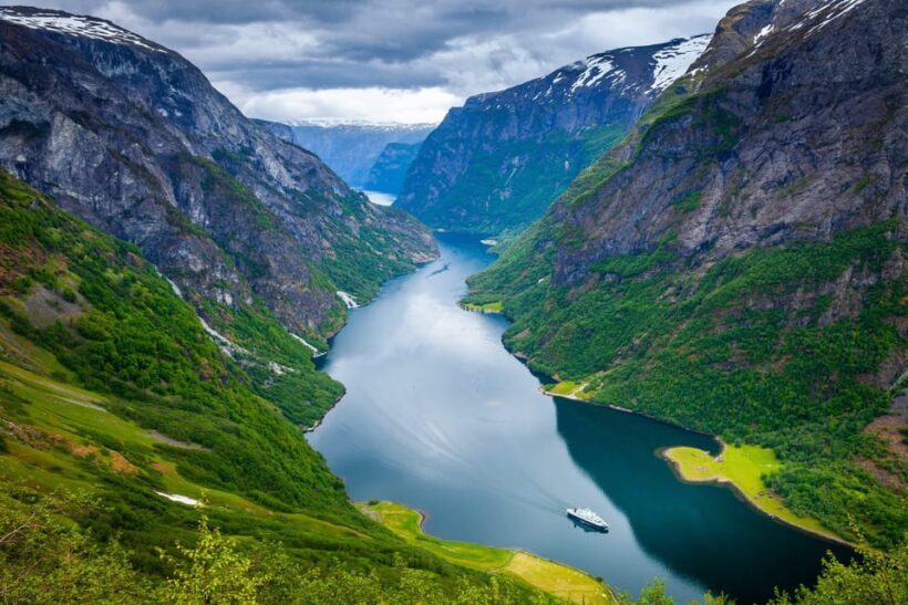 Bergen: Viking Village, Nærøyfjorden Cruise and Flåm Railway - Who Will Love This Tour?