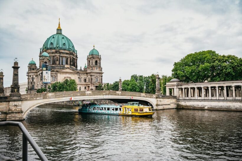 Berlin: 1-Hour City Sightseeing Cruise - Key Points