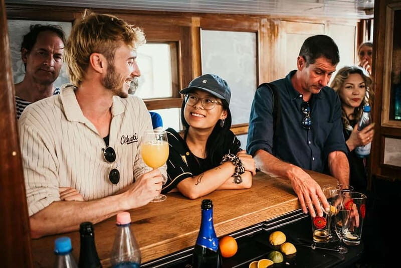 Berlin: 2.5-Hour Beer & Sunset Sightseeing Boat Cruise - Practical Tips for Travelers
