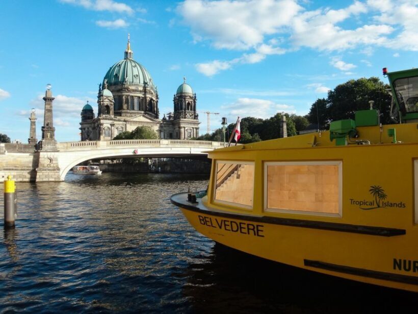 Berlin: 2.5-Hour East Side Boat Cruise with Commentary - What Makes This Cruise Stand Out