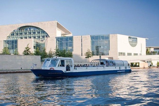 Berlin 3-Course Dinner Cruise - Transportation and Accessibility