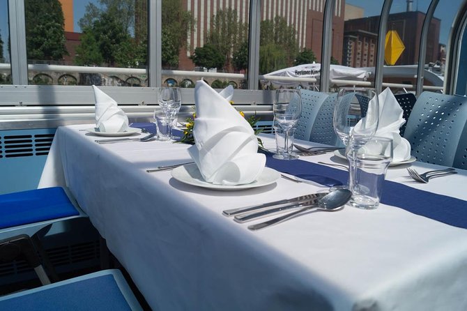 Berlin 4-Course Sunset Dinner Cruise Review - Dining Experience
