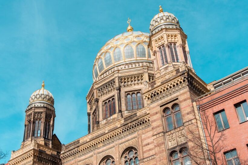 Berlin: Backyards of Berlin 2-Hour Tour - FAQ