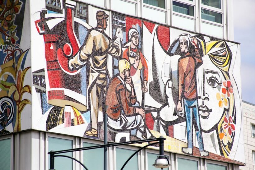 Berlin: Berlin Wall and the Cold War Walking Tour - The Sum Up