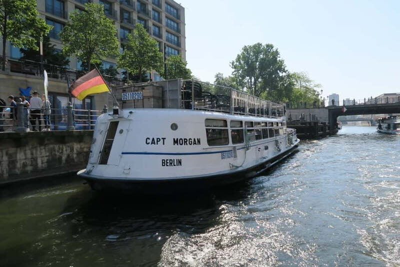Berlin: Boat Sightseeing Cruise with Audioguide - Who Will Love This Tour?