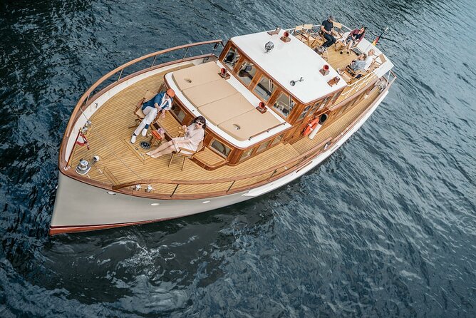 Berlin Boat Sightseeing Tour on Electrified Vintage Yacht - Traveler Feedback and Recommendations