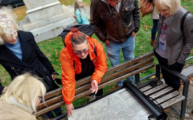 Berlin: Charité Hospital History Walking Tour - Key Points