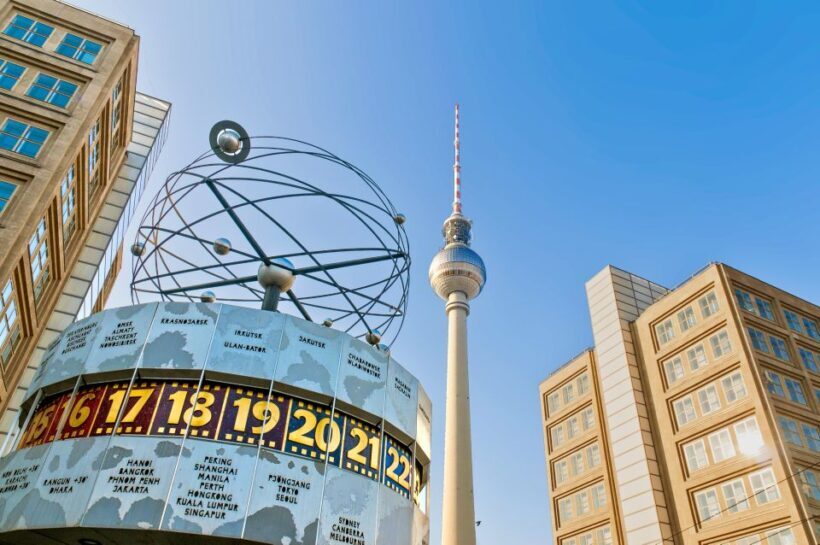 Berlin: City Center Walking Tour - An Introduction to Berlin in a Walk