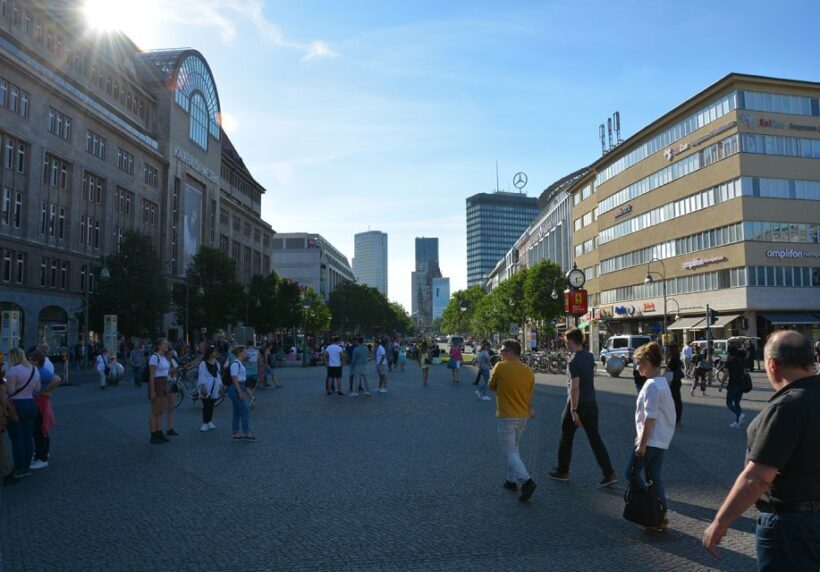 Berlin: City-West Walking Tour with a Real Berliner - An In-Depth Look at the Tour Experience