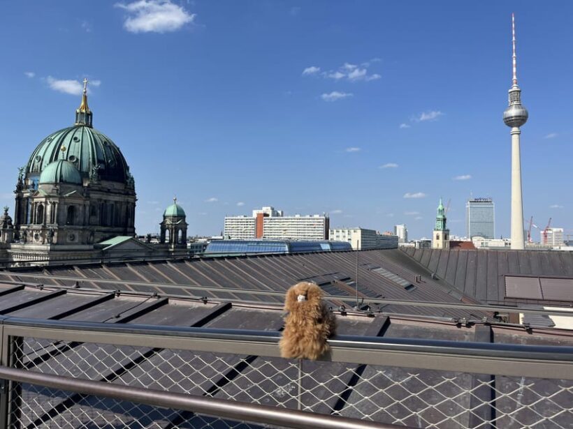 Berlin: Cold War Private Walking Tour - Key Points