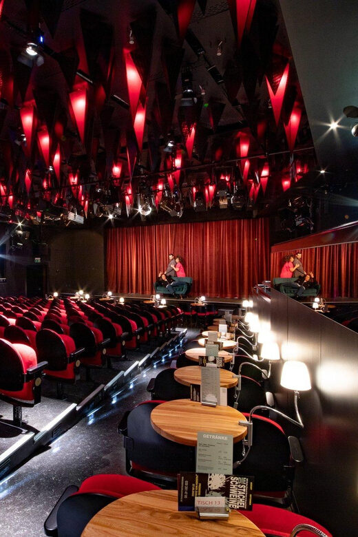 Berlin: Die Stachelschweine-Steglitz, wir haben ein Problem! - A Deep Dive into the Experience