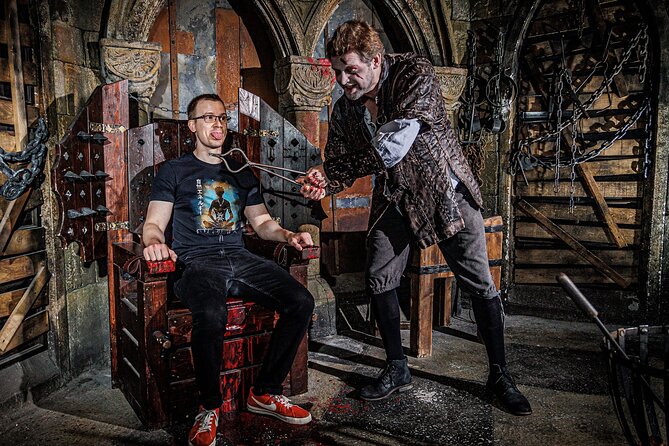 Berlin Dungeon Admission Ticket - Language Options and Tours