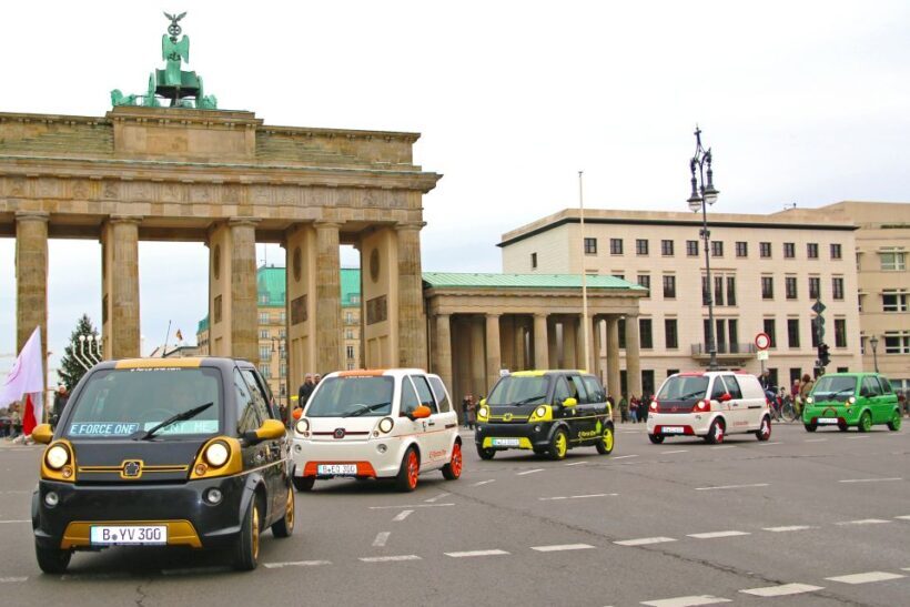Berlin: E-Trabi City Tour - A Closer Look at the E-Trabi City Tour
