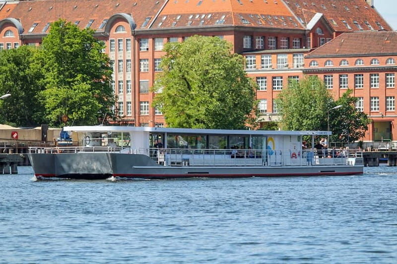 Berlin: East Side Gallery Spree Cruise in a Solar Catamaran - Who Will Love This Tour?
