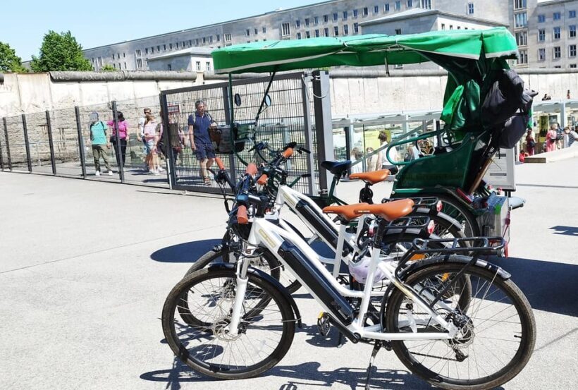 Berlin (E)Bike Tour Historical Highlights in Small groups - Who Will Appreciate This Tour?
