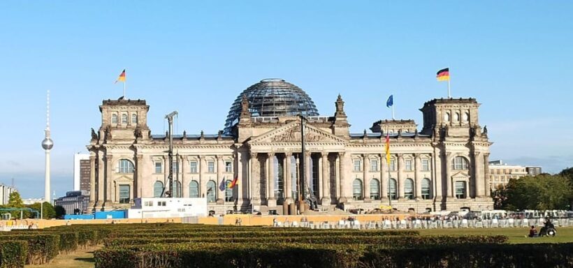Berlin (E)Bike Tour Historical Highlights in Small groups - FAQ: Your Practical Questions Answered