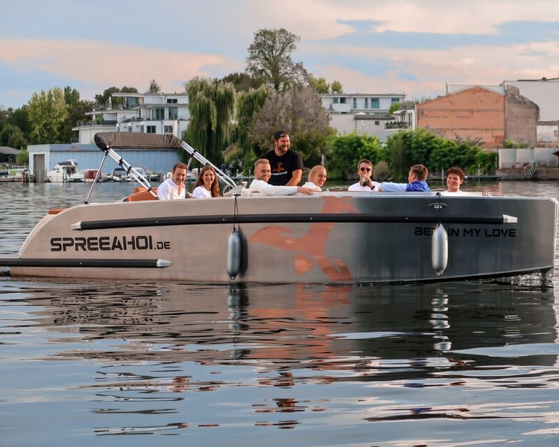 Berlin: Electric Boat Rental for self-driving 4 hrs - Authentic Traveler Perspectives
