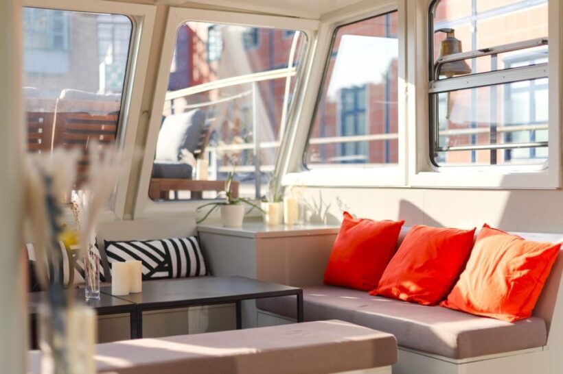 Berlin: Evening Sightseeing River Cruise on the Spree - The Experience and Whats Included