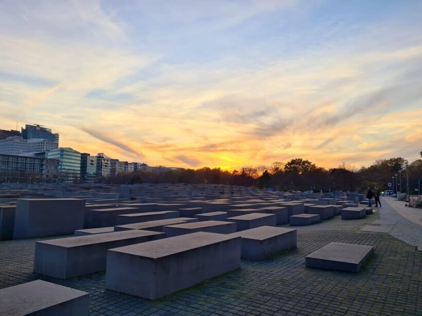 Berlin: Explore Berlins history on a guided walking tour - A Detailed Look at the Tour Experience