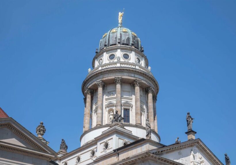 Berlin: Französischer Dom 360° Panorama & Crémant to go - The Itinerary and What to Expect