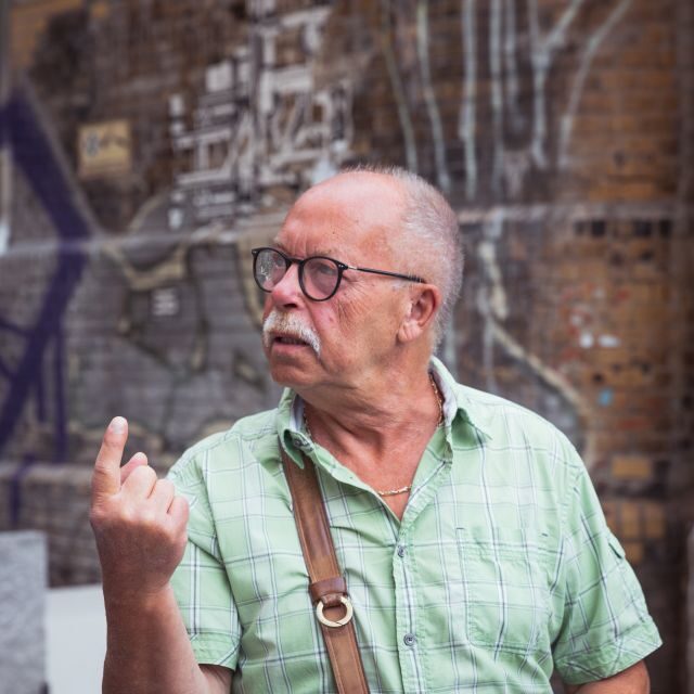 Berlin: GDR witness tour in small group - Key Points