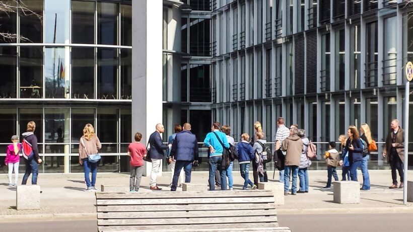 Berlin: Government Quarter Tour and Reichstag Dome Visit - Practical Tips for Travelers