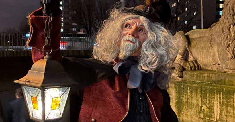 Berlin: Guided Walking Tour by Night - Authentic Stories and Guided Insights