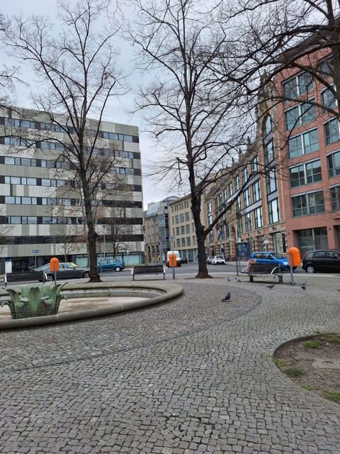 Berlin: Historic Jewish walking tour through the city center - Key Points