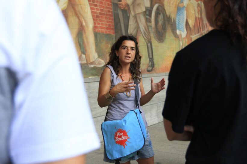 Berlin Historical Highlights Walking Tour - Discovering Berlin in Depth