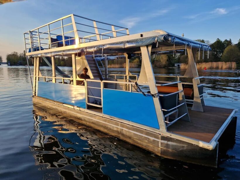 Berlin: Jost Van Dyke Pontoon Rental - Who Is This Experience Best For?