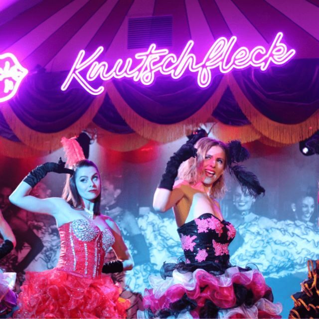 Berlin: Knutschfleck Ticket with Variety Show and Dinner - Key Points