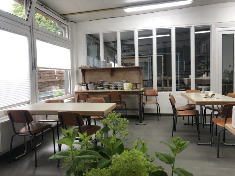 Berlin-Marwitz: Ceramic Painting Workshop - FAQs