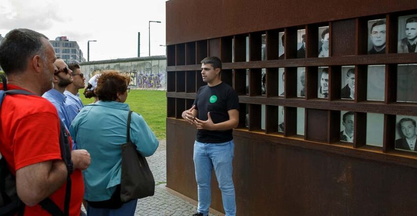 Berlin: Muro,Guerra Fría y Museo de la Stasi - An In-Depth Look at the Cold War Berlin Tour