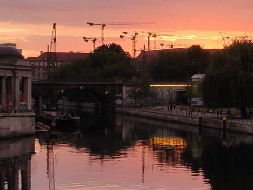 Berlin: Museum Island Guided Walking Tour - Key Points