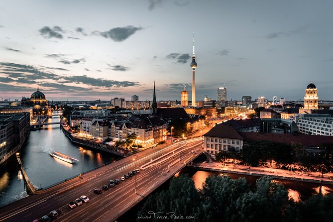 BERLIN PHOTO TOUR With a Professional PHOTOgrapher From BERLIN - Photography Skills Development