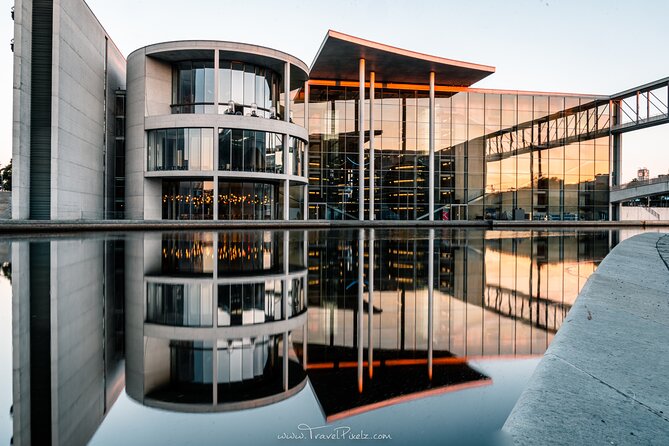 BERLIN PHOTO TOUR With a Professional PHOTOgrapher From BERLIN - Iconic Landmarks: Brandenburg Gate and Reichstag