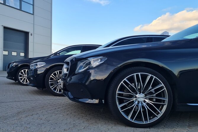 Berlin Private Airport/Hotels Transfer Service | English Speaking - Seamless Communication and Meet and Greet Service