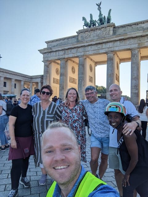 Berlin: Private Bike Tour by a Local Guide in Danish/English - FAQ