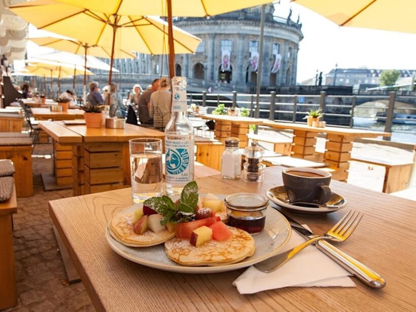 Berlin: Private Family Hunt & Tour with Food Stops - A Closer Look at the Experience
