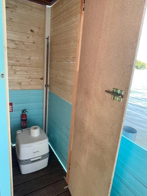 Berlin: Raft Boat Curacau Rental - An In-Depth Look at the Müggelsee Raft Boat Experience