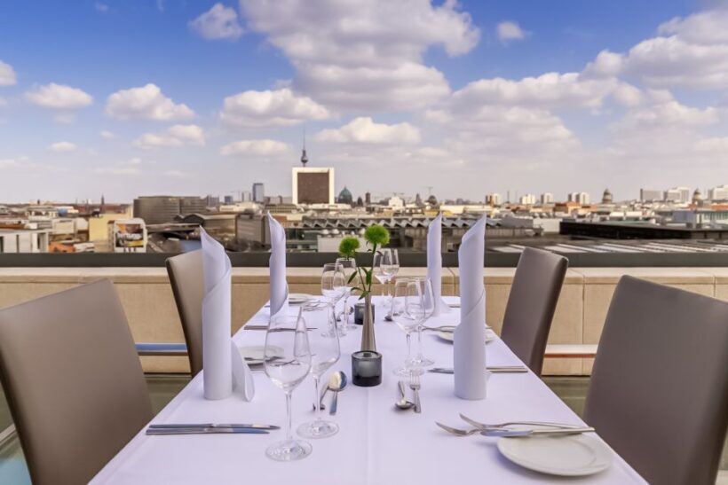 Berlin: Rooftop Lunch at the Reichstag's Käfer Restaurant - The Experience’s Strengths