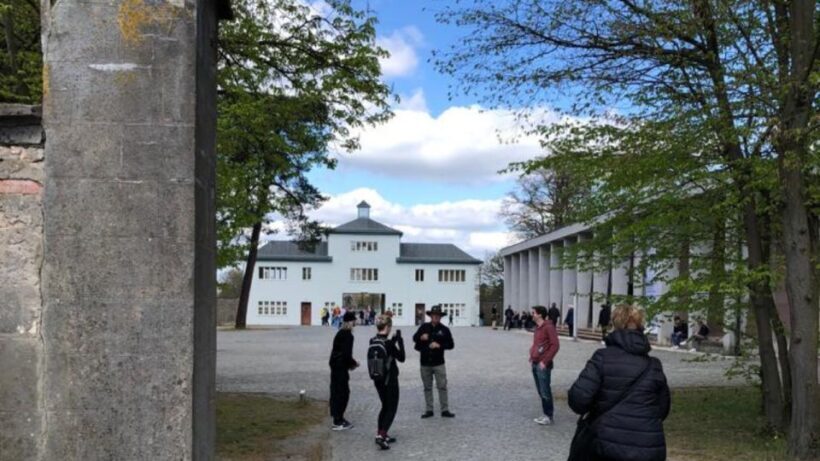 Berlin: Sachsenhausen Concentration Camp Guided Tour - Analyzing the Itinerary: What You’ll Experience