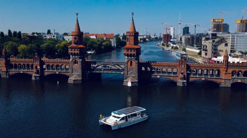 Berlin: Solar Powered Sunset Catamaran Cruise & Audio Guide - The Reviews: Authentic Voices and what They Say